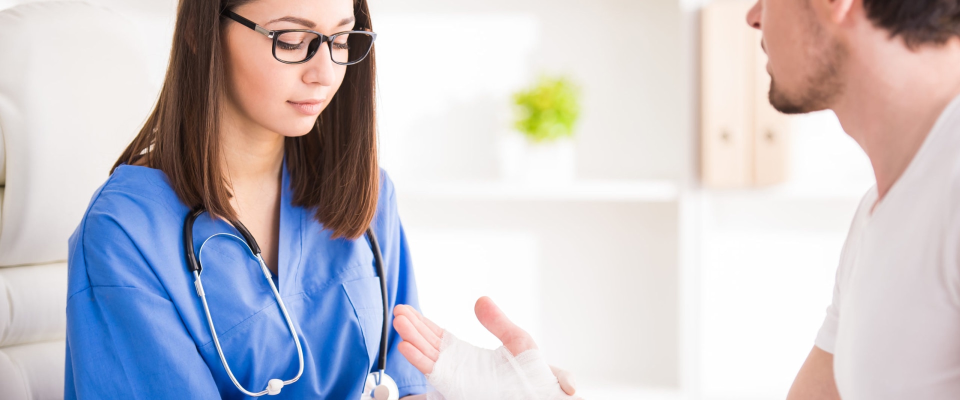 What Does An Infected Wound Smell Like? Tips From A Wound Care Specialist